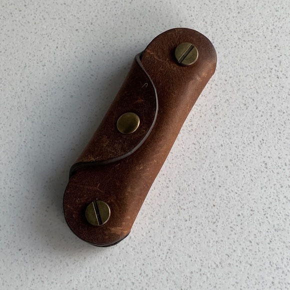 Accessories | Double Ended Swivel Key Holder Case | Poshmark